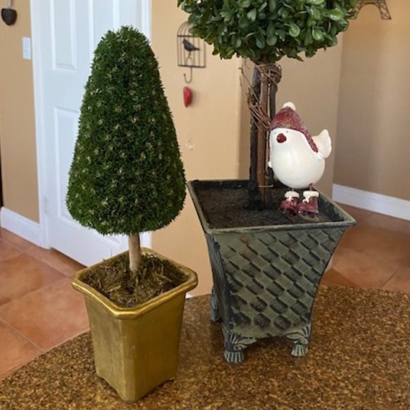 Other | Luxurious Cone Topiary Tree In Gold Pot | Poshmark